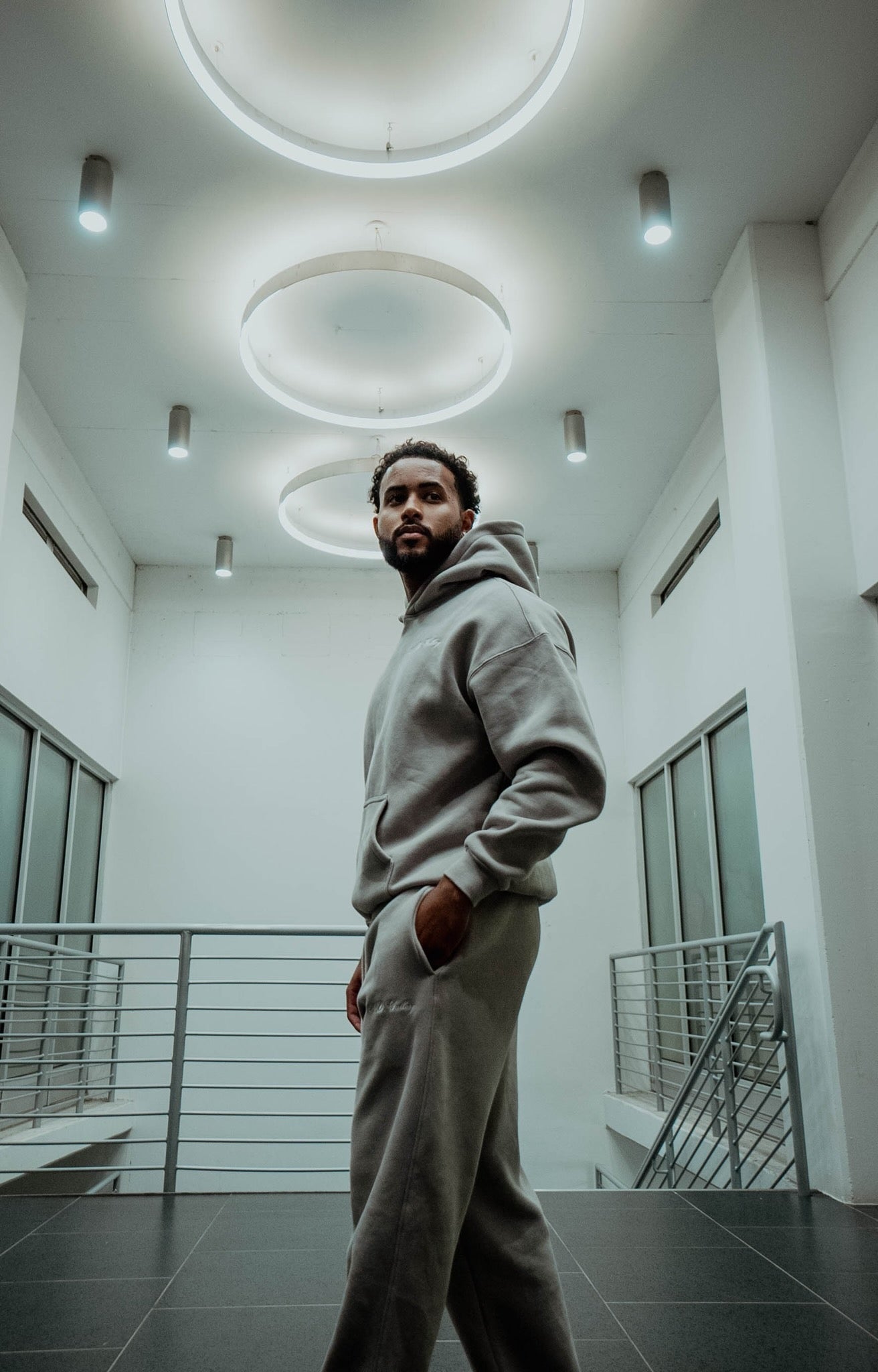 NO CUFF SWEAT PANTS – A.D. Gallery